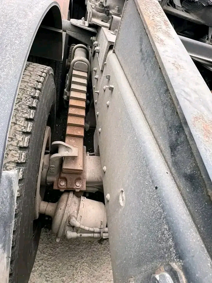 FOR SALE: 2025 ISUZU ELF 6-WHEELER WINGVAN (16FT GIGA FACE) | 5Star rentals