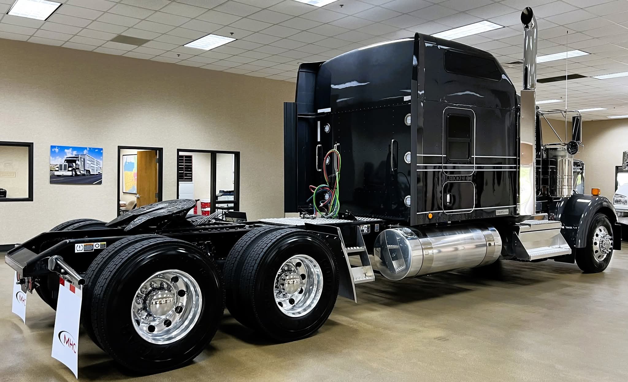 2026 Kenworth W900L Studio Sleeper – Premium Custom Build | 5Star rentals